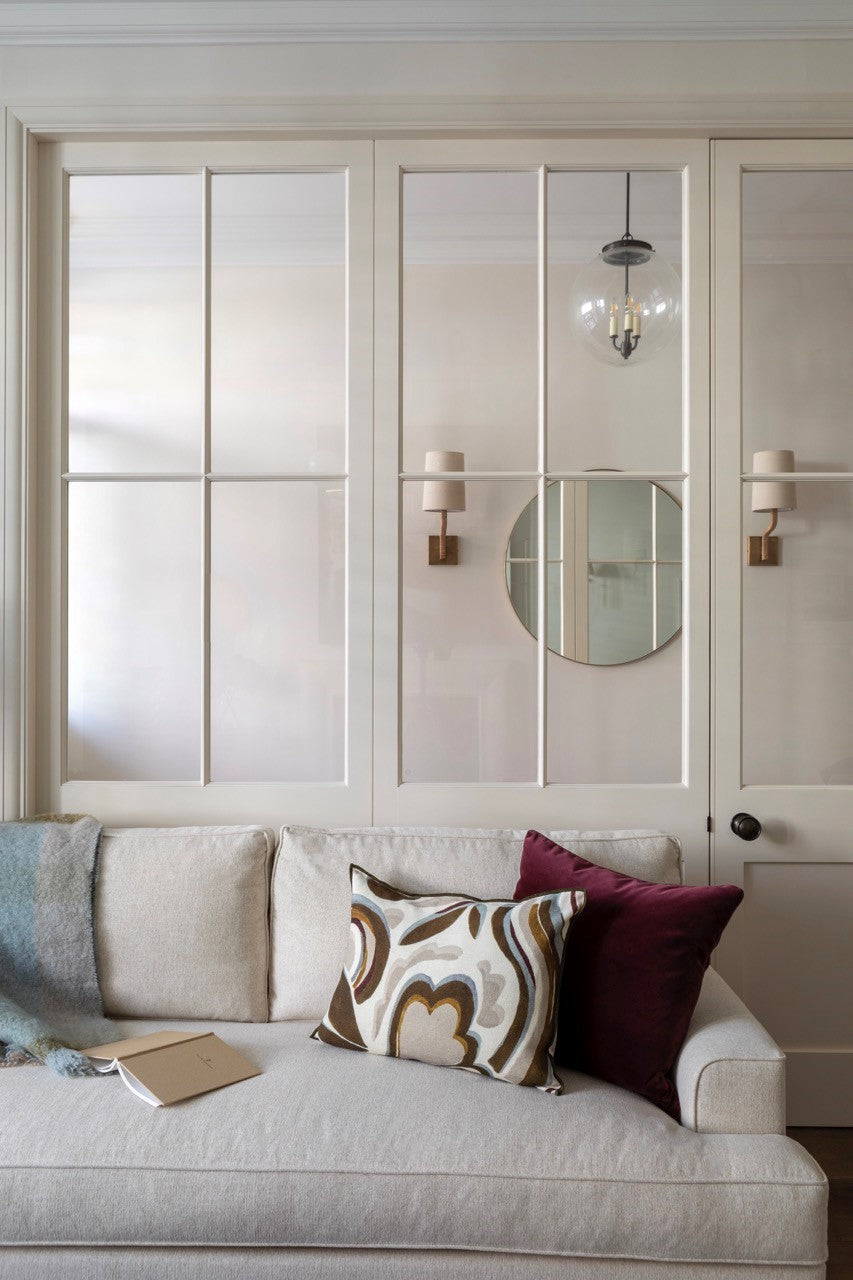 Hampton Sofa in COM – Kingcome