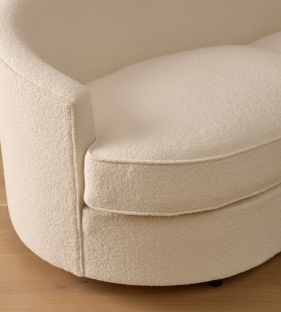 Hugo Sofa - Signature Collection – Kingcome