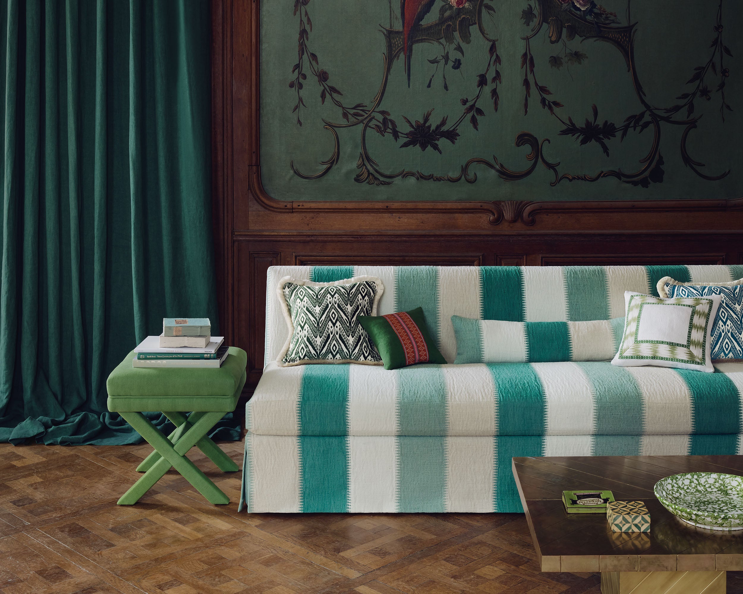 Slipper Sofa in Rekha – Kingcome